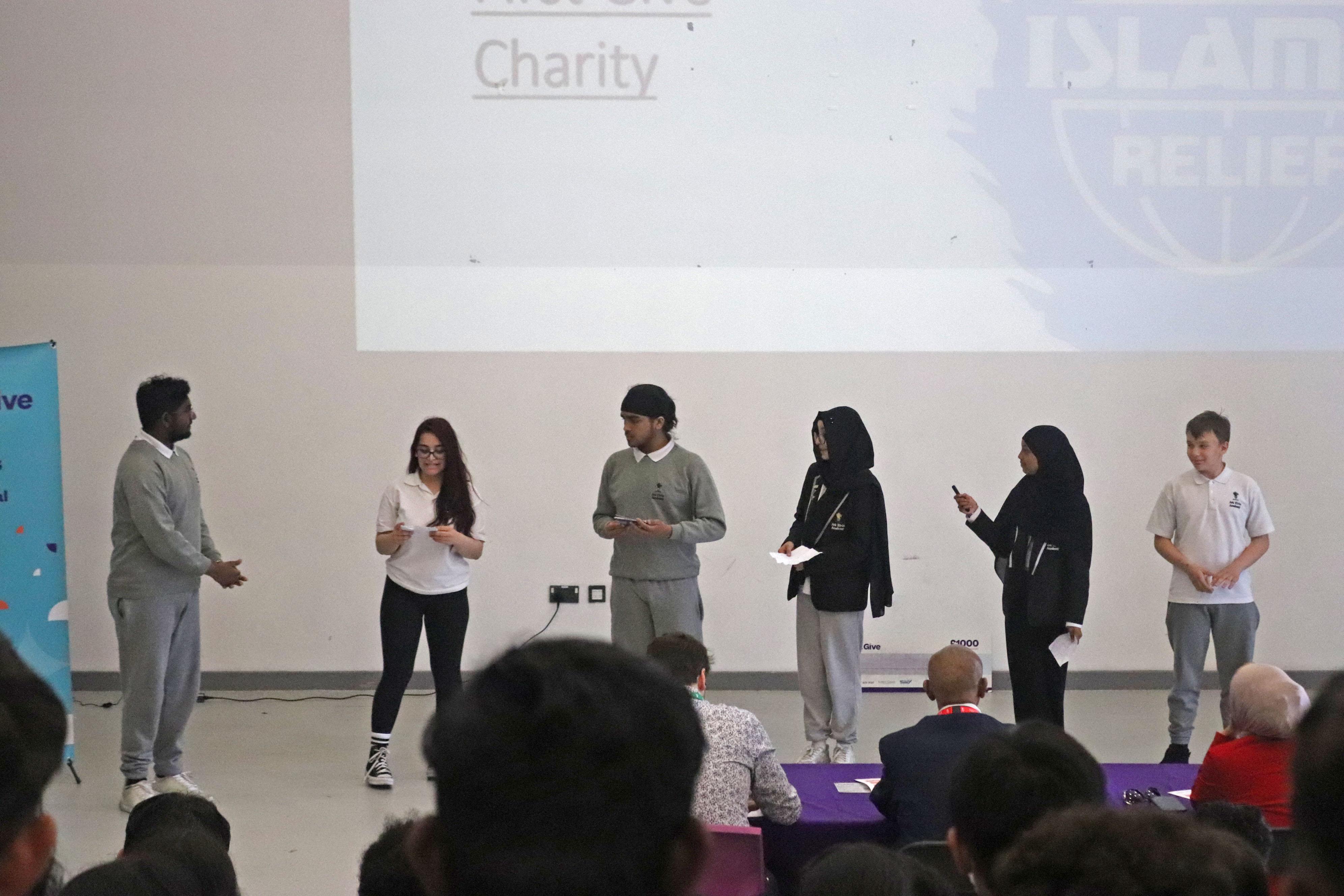 Our winning form 9 Foreman/Goswami collected the £1000 prize for the ...